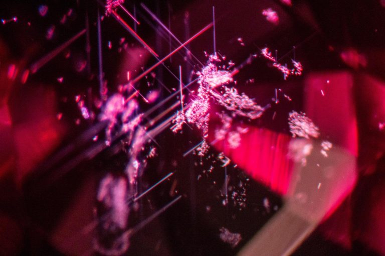 Typical Inclusions In Ruby Gemstones & Ruby Synthetics | The Natural ...